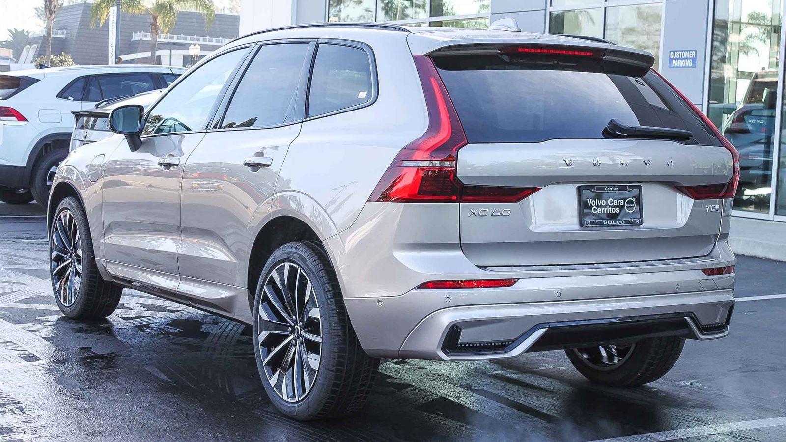 2026 Volvo XC60 Plug-In Hybrid for sale in Cerritos, CA | Cerritos Auto ...